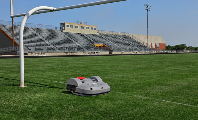 New autonomous mower unveiled at the 2019 STMA Conference and Expo ...