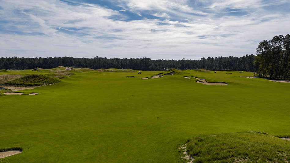 Crossroads walks a different (reversible) path - Golf Course Industry